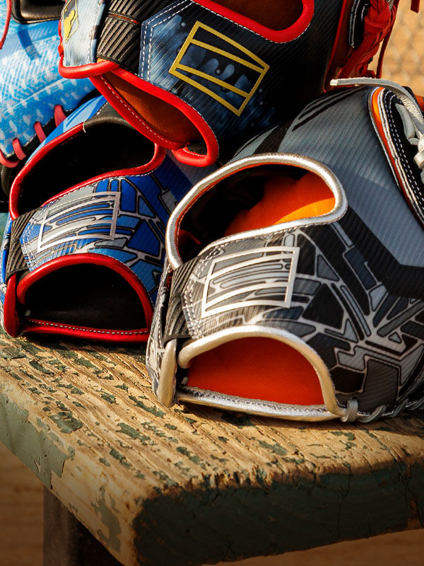Rawlings Sporting Goods | The Official Glove Of MLB® | Miken